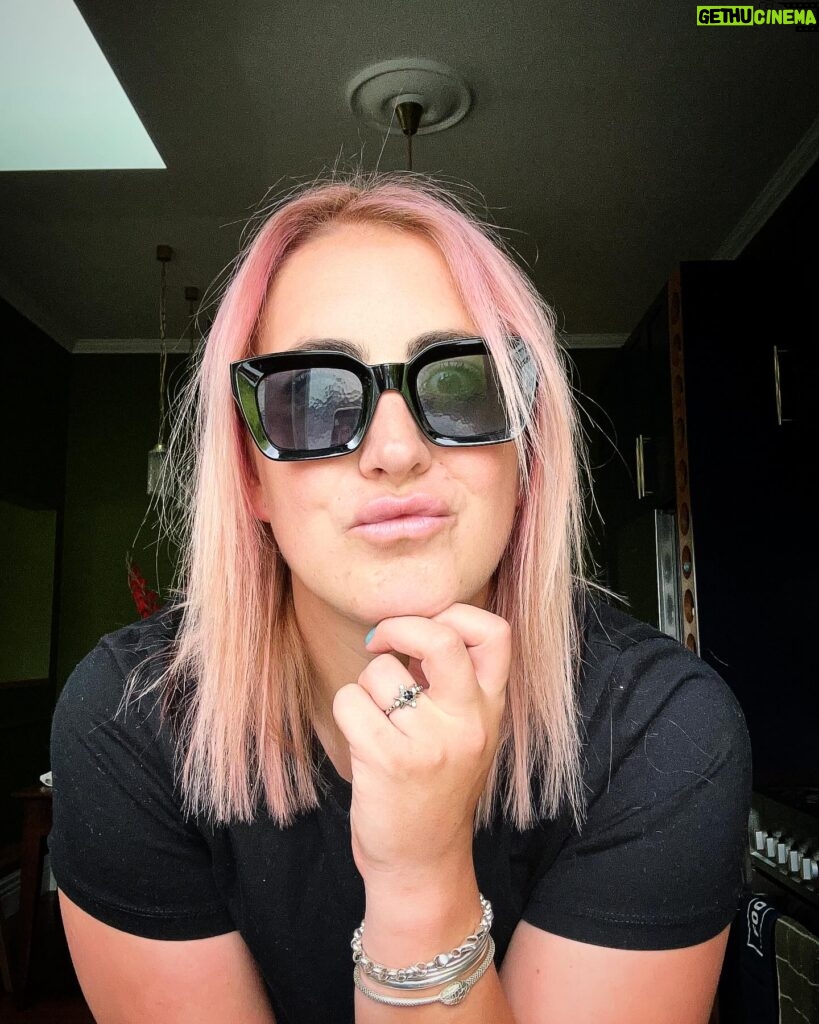 Actress Hayley Sproull HD Instagram Photos and Wallpapers June 2024 ...