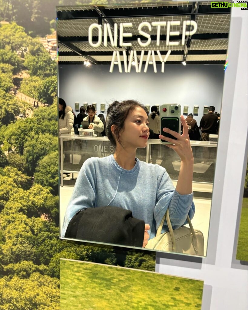 Actress Hong Hwa-yeon HD Instagram Photos and Wallpapers May 2024 ...