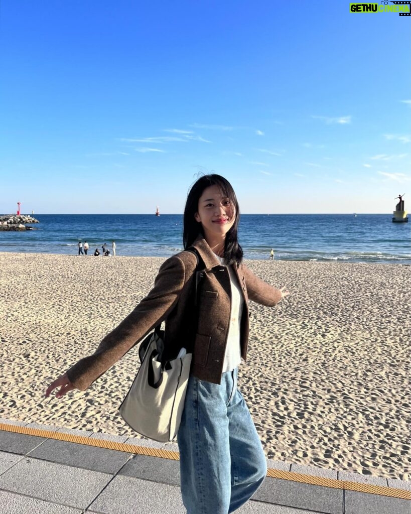 Actress Hong Hwa-yeon HD Instagram Photos and Wallpapers November 2023 | Gethu Cinema