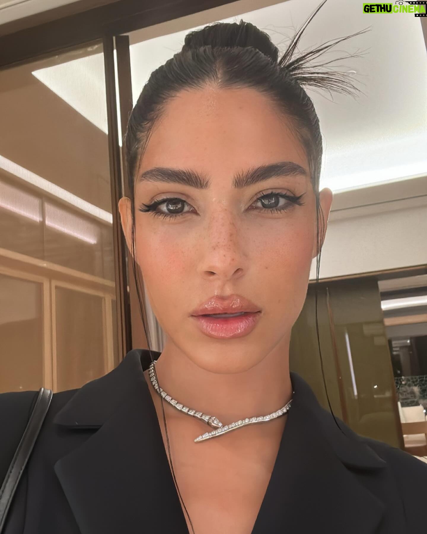 Actress Huda ElMufti HD Instagram Photos and Wallpapers June 2024 ...