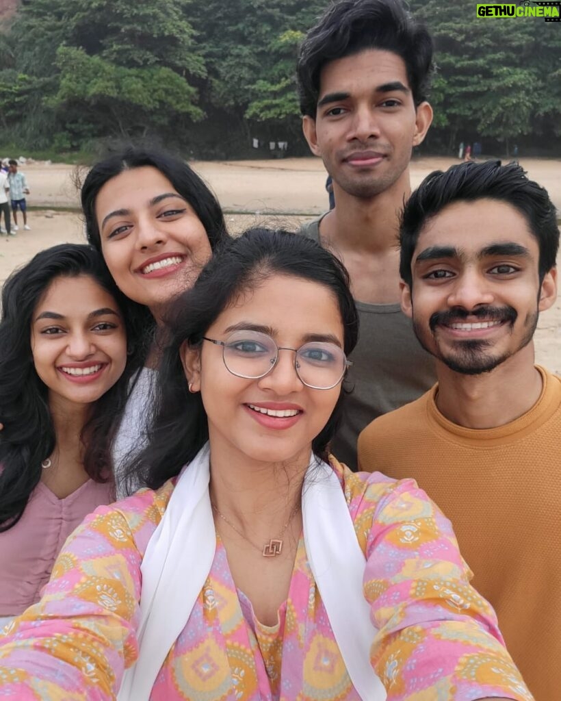 Actress Ivana HD Instagram Photos and Wallpapers June 2024 | Gethu Cinema