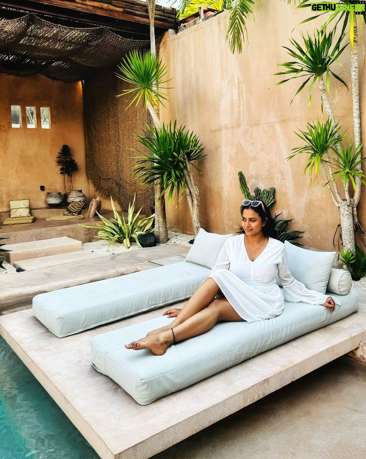 Actress Janani Ashok Kumar HD Instagram Photos and Wallpapers July 2024 ...