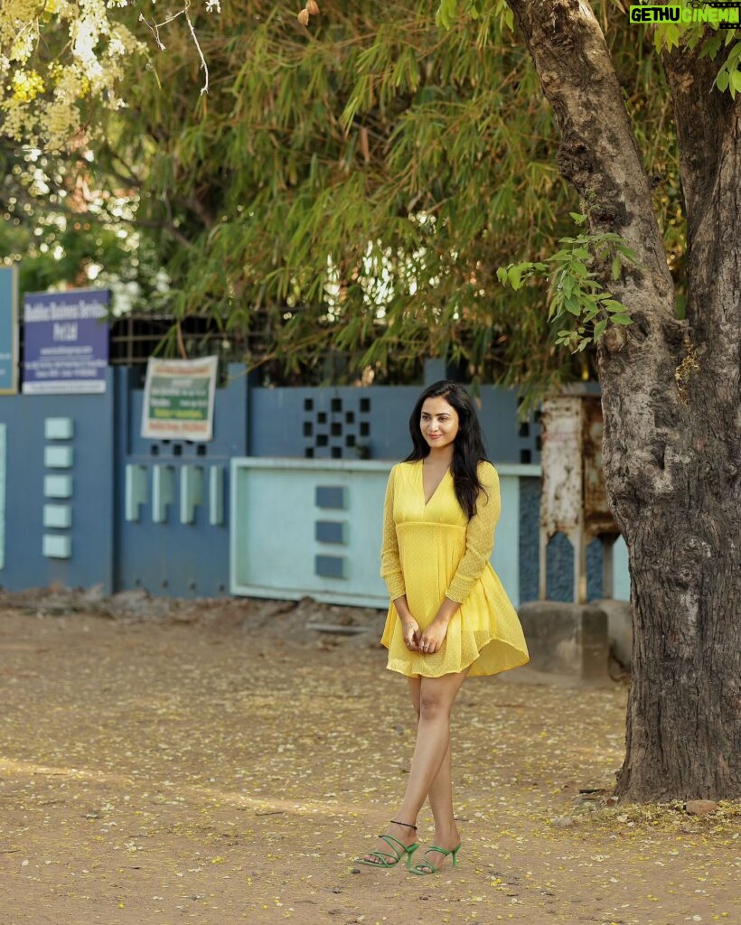 Actress Janani Ashok Kumar HD Instagram Photos and Wallpapers June 2024 ...