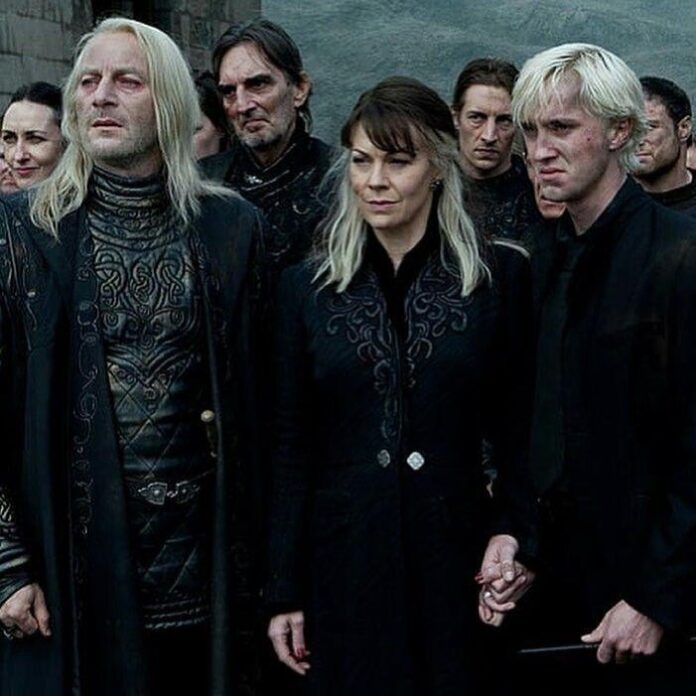 10 Iconic Instagram Photos of Jason Isaacs