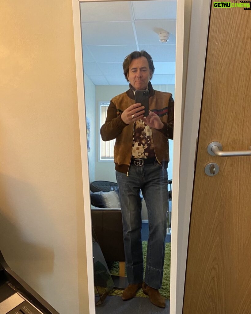 Actor Jonathan Ross HD Instagram Photos and Wallpapers March 2022 ...