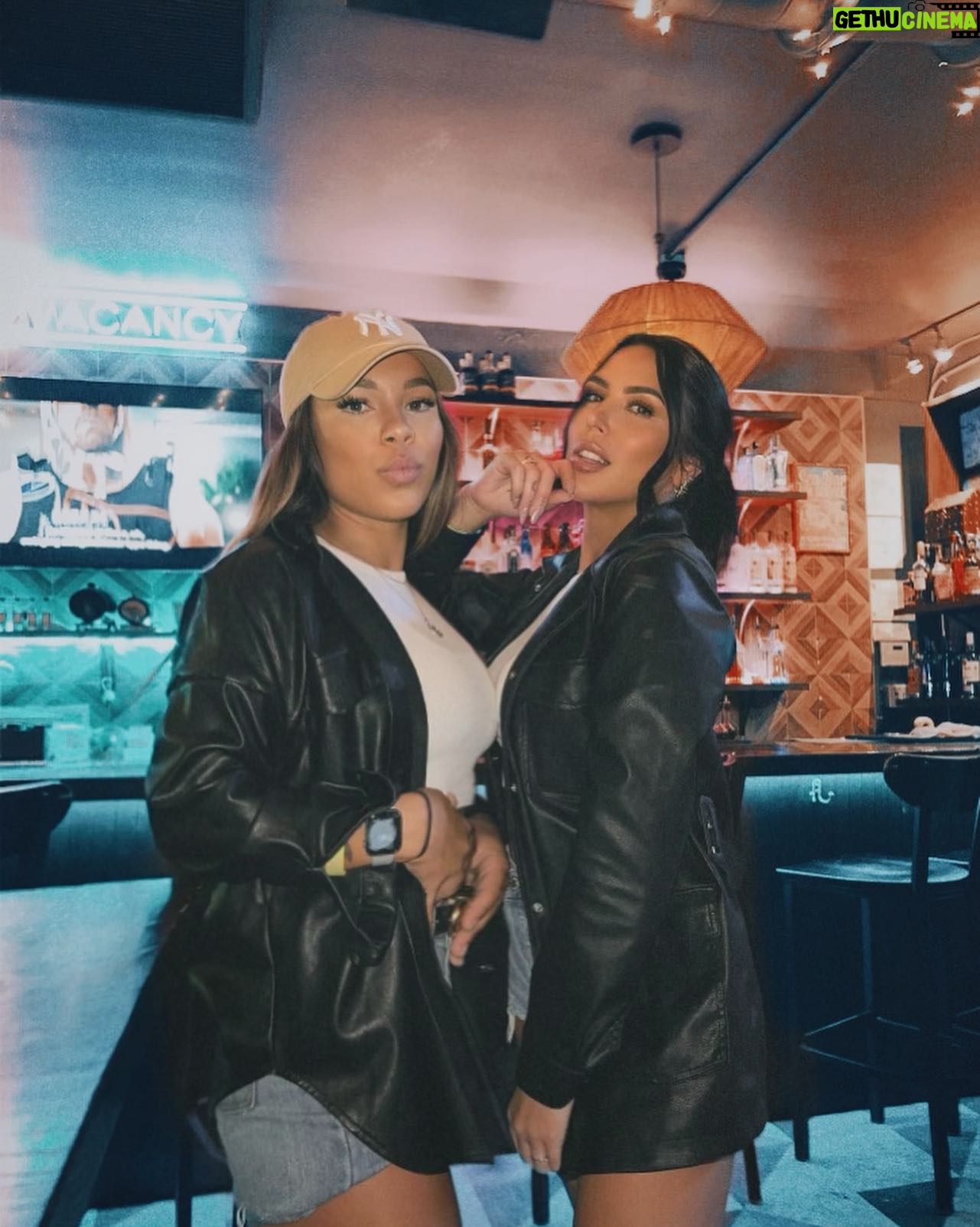 Actress Jordan Whitley HD Instagram Photos and Wallpapers May 2023 ...