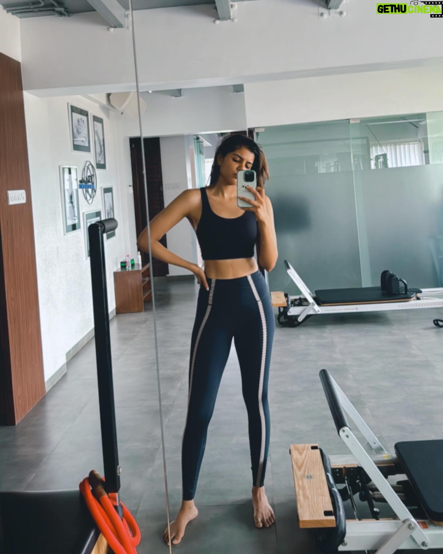 Actress Kalyani Priyadarshan HD Photos and Wallpapers November 2024 ...