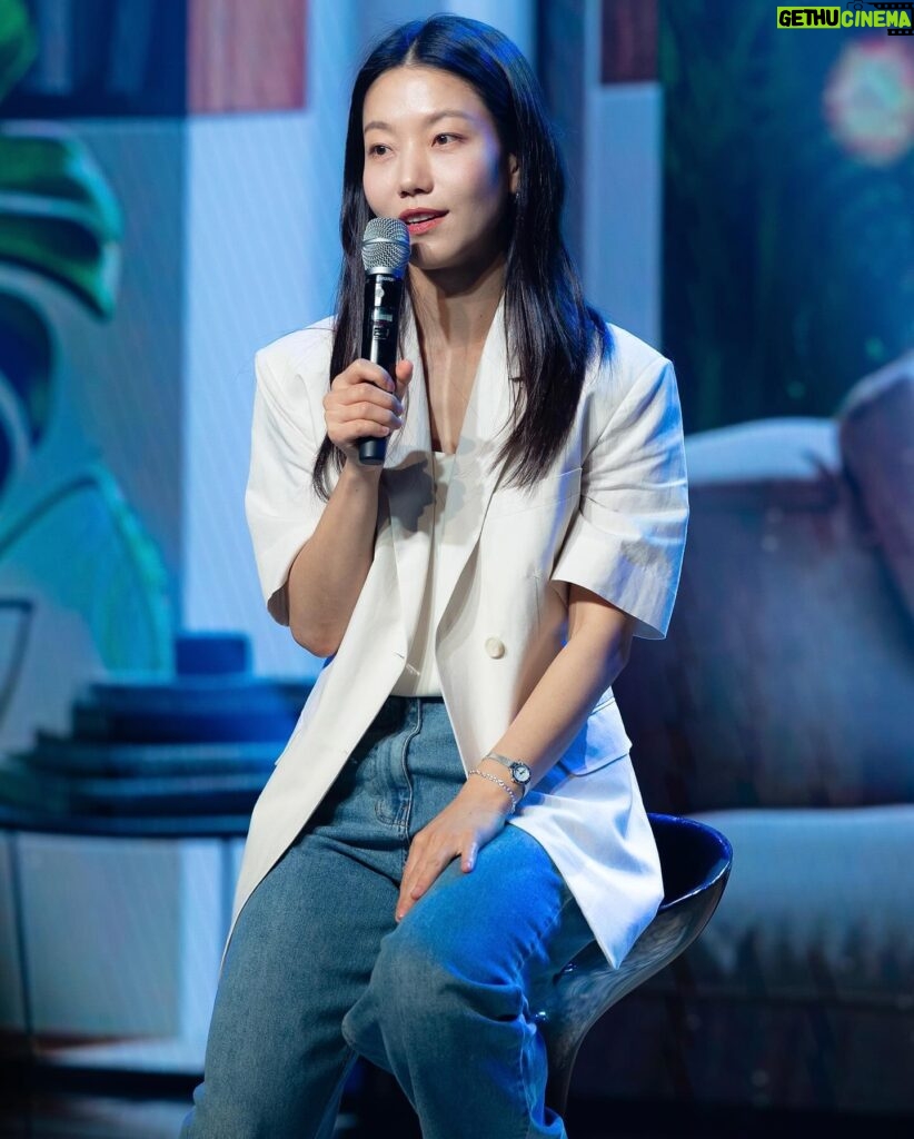 Actress Kim Shin-rock HD Instagram Photos and Wallpapers June 2024 ...