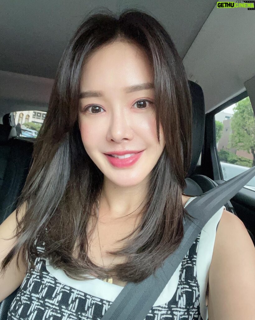 Actress Kim Sun-young HD Instagram Photos and Wallpapers July 2023 ...