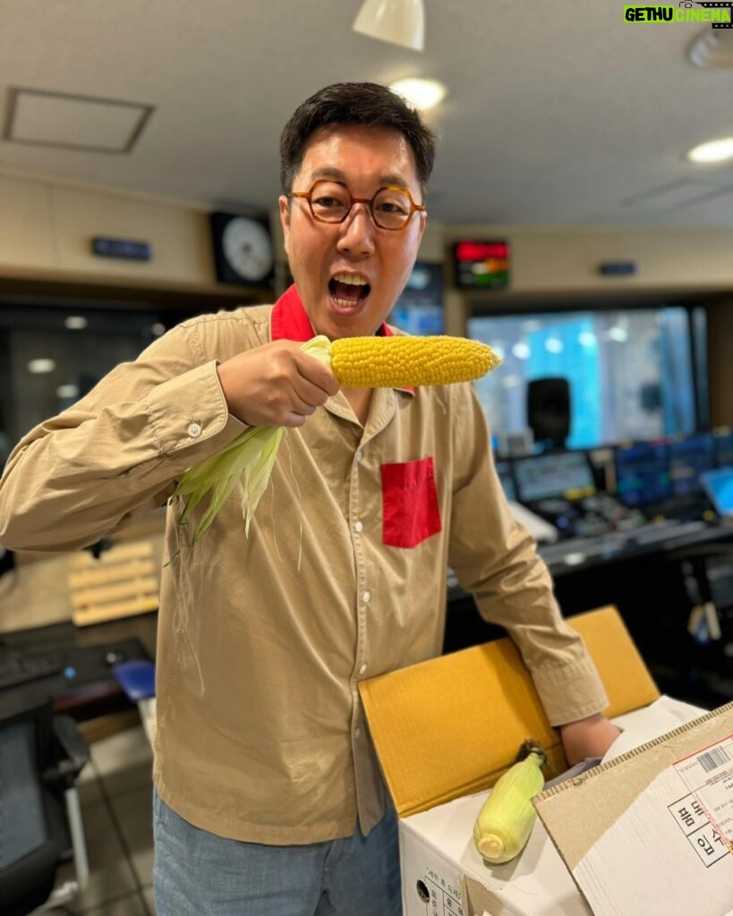 Actor Kim Young-cheol HD Instagram Photos and Wallpapers June 2024 ...