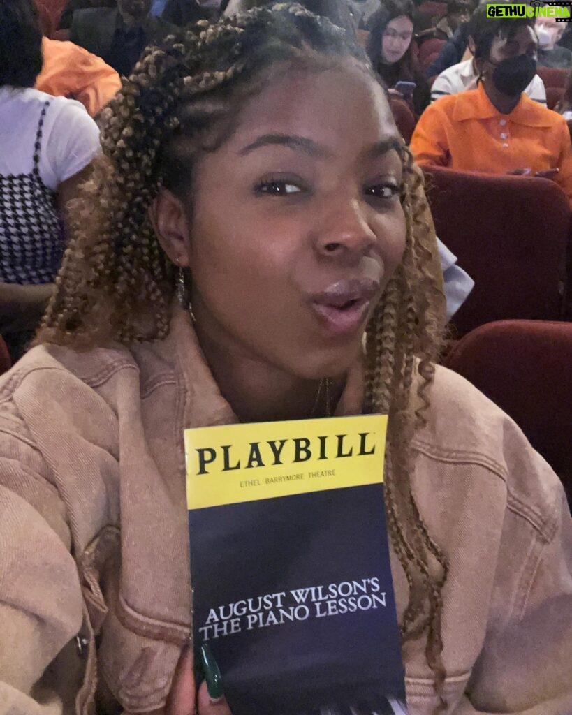 Actress Kyanna Simone Simpson HD Instagram Photos and Wallpapers June ...