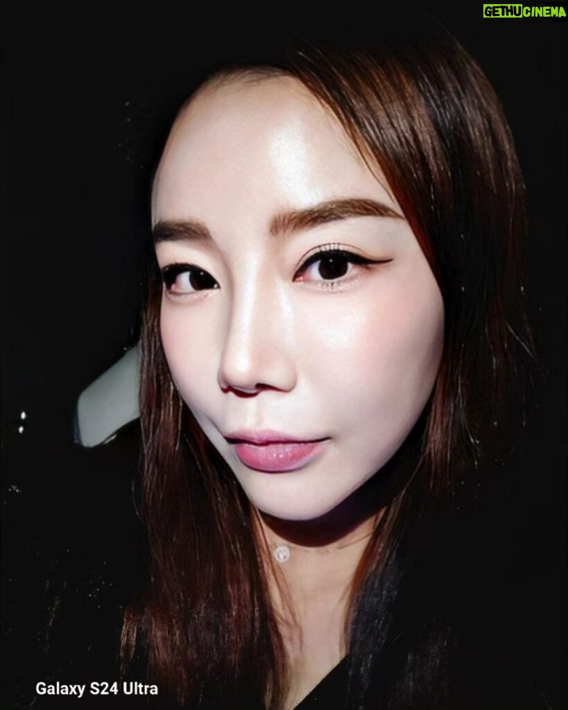 Actress Lee Chae-dam HD Instagram Photos and Wallpapers June 2024 ...