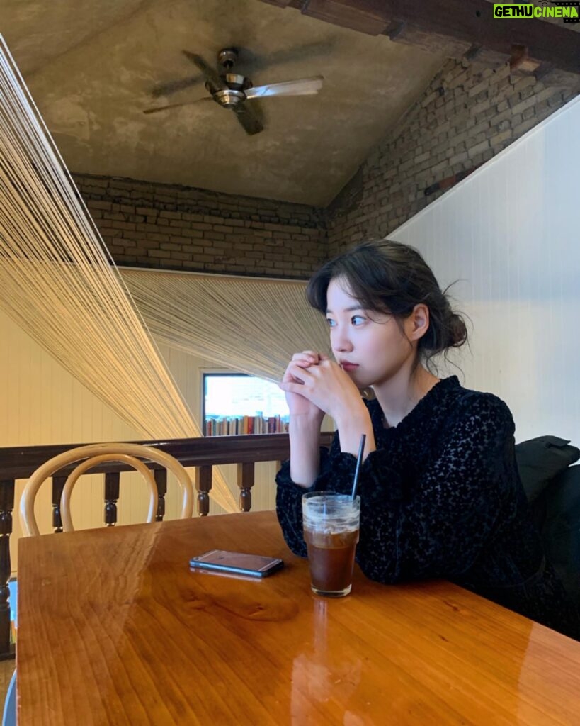 Actress Lee So-hee HD Instagram Photos and Wallpapers March 2024 | Gethu Cinema