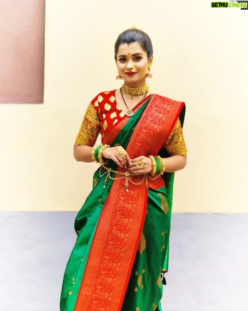 Actress Lekha Chatterjee HD Instagram Photos and Wallpapers May 2024 ...