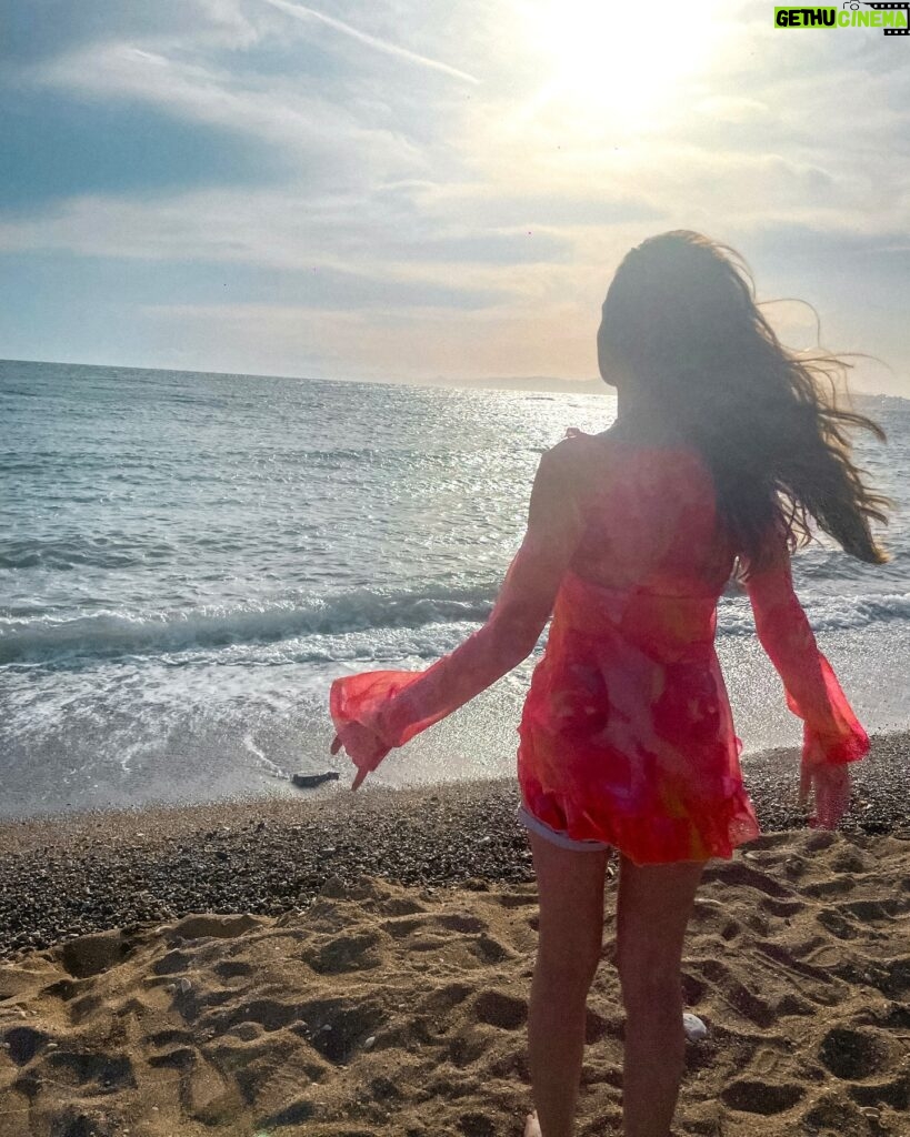 Actress Lévanah Solomon HD Instagram Photos and Wallpapers July 2024 ...