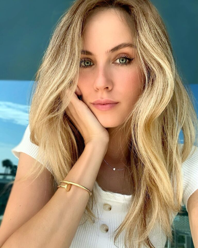 The Most Liked Instagram Photos of Linda Lind: A Top 10 Showcase!