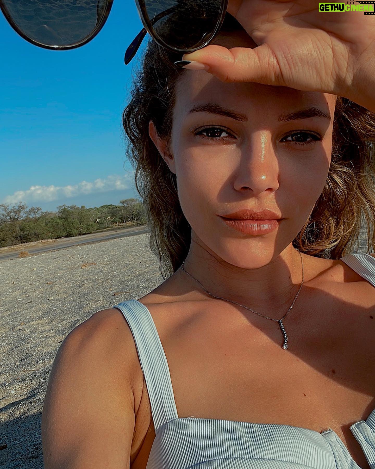 Actress Lisa Massé HD Instagram Photos and Wallpapers May 2022 | Gethu ...