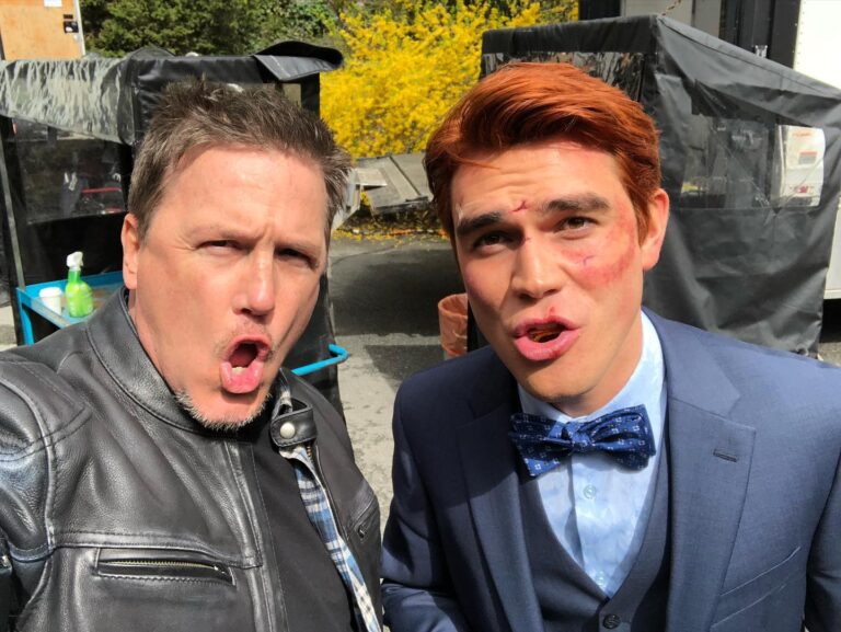 10 Most Popular Instagram Photos of Lochlyn Munro