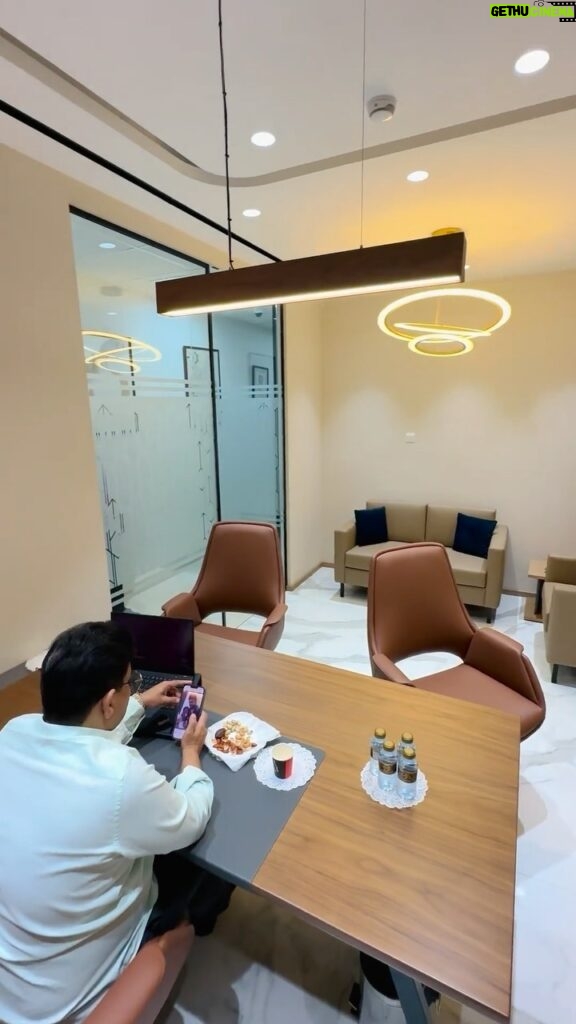 Actress Maala Parvathi HD Instagram Photos and Wallpapers July 2024 ...