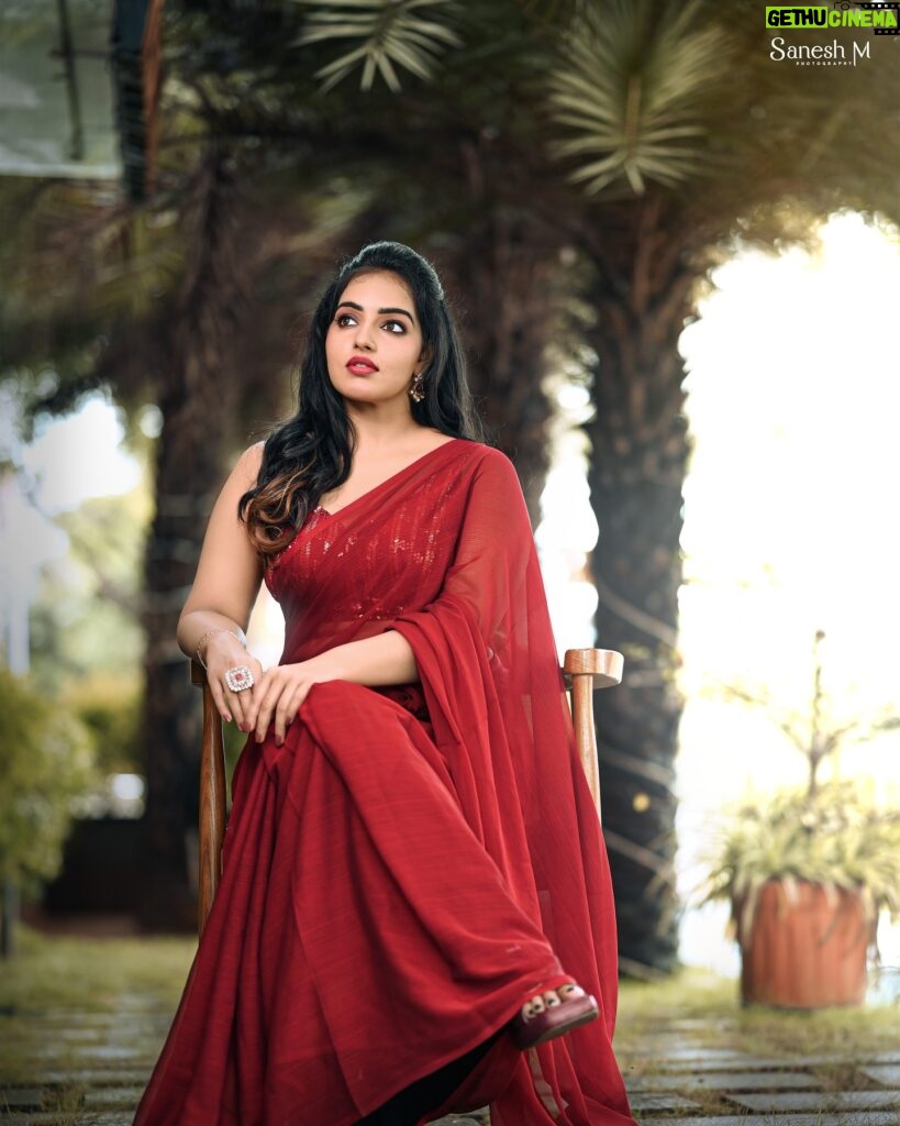 Actress Malavika Menon HD Instagram Photos and Wallpapers July 2024 | Gethu Cinema