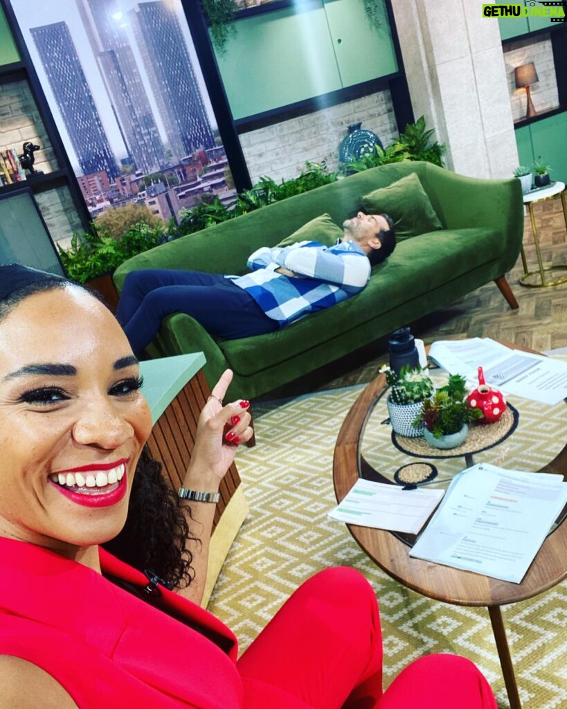 Actress Michelle Ackerley HD Instagram Photos and Wallpapers October ...
