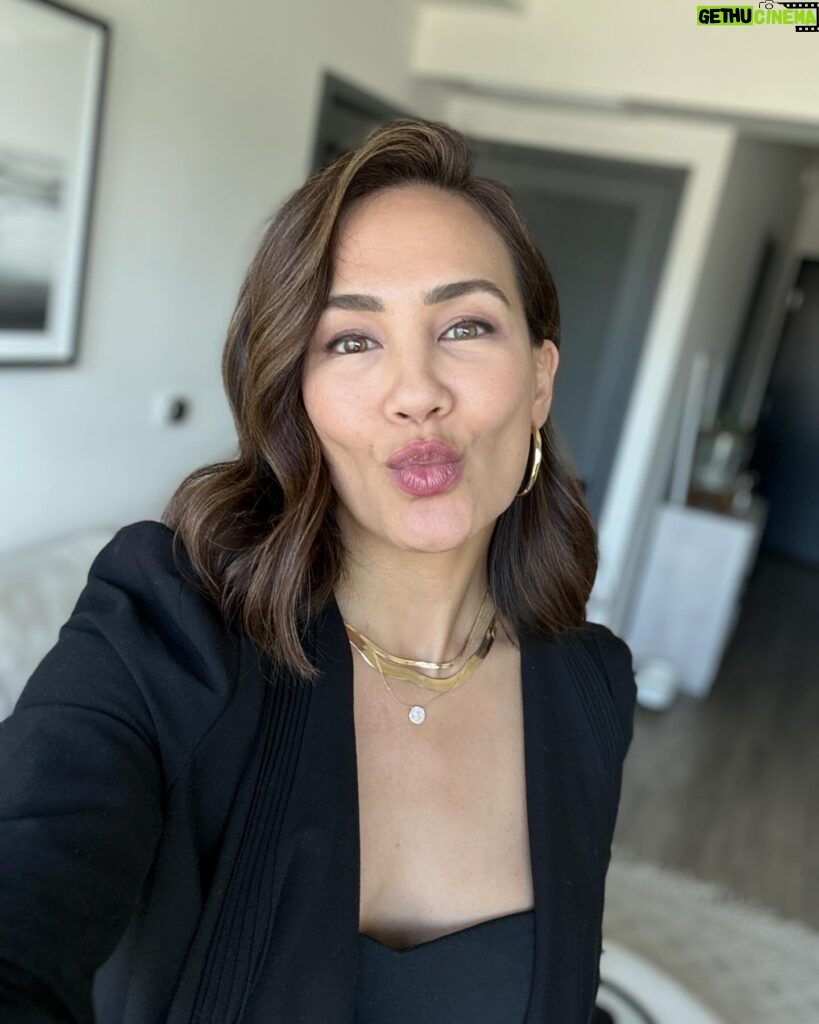 Actress Nadine Nicole HD Instagram Photos and Wallpapers May 2024 ...