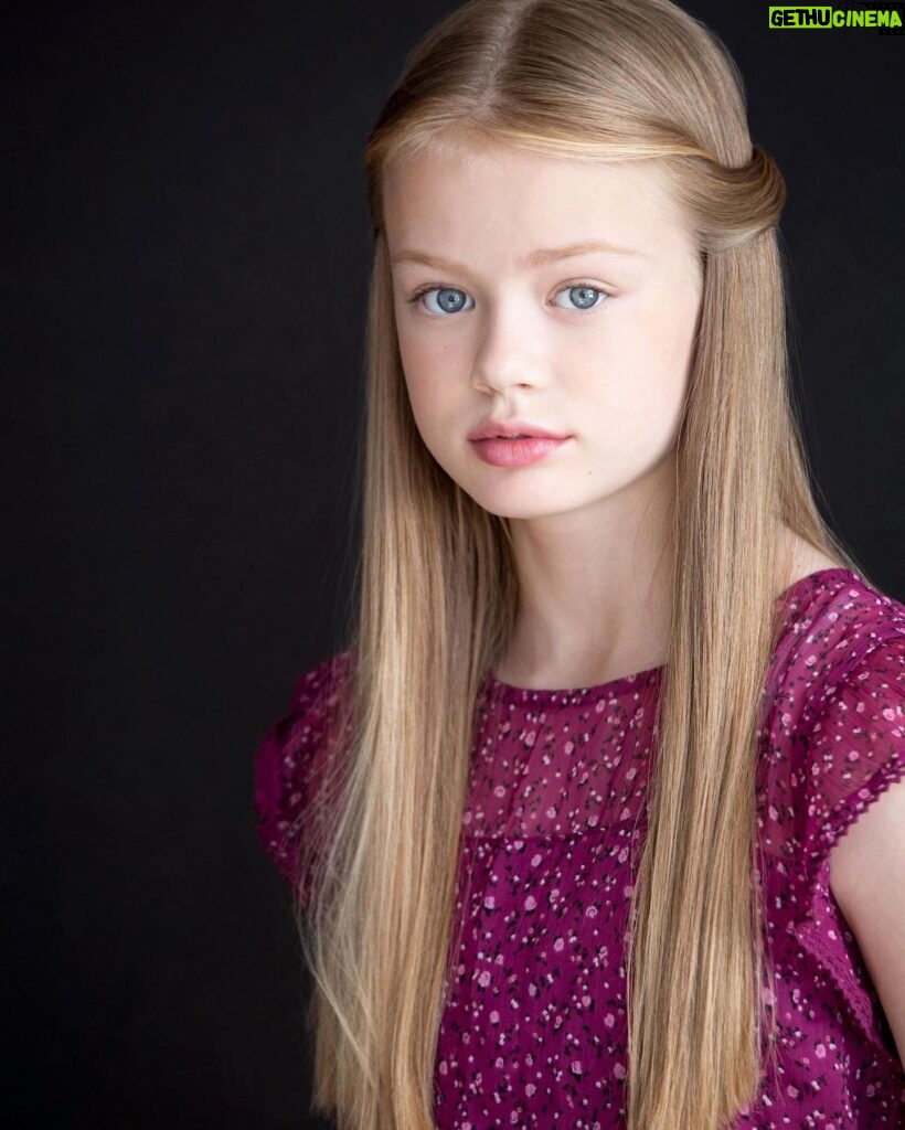 Actress Natasha Zaborski HD Instagram Photos and Wallpapers December ...
