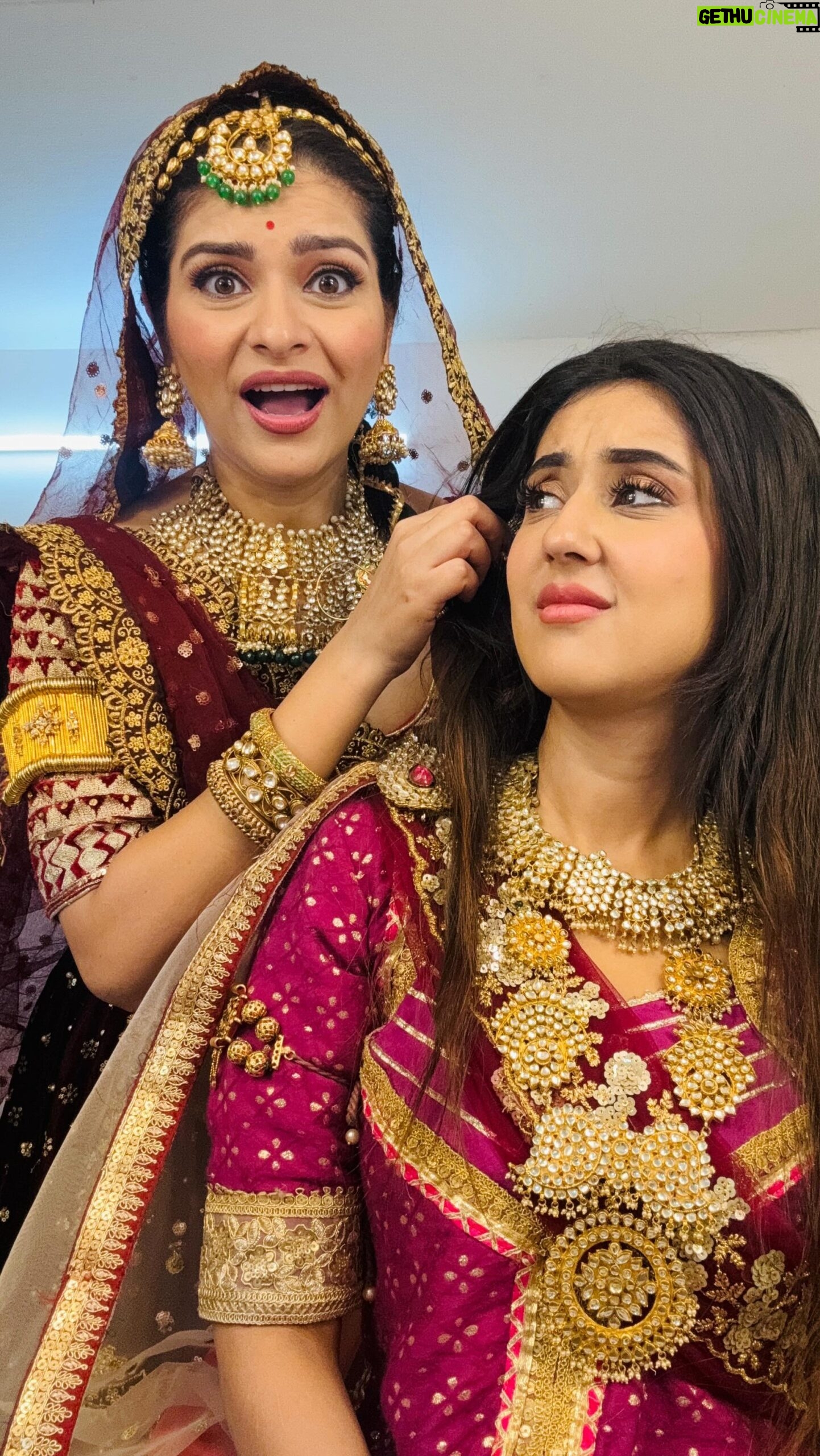 Actress Neha Kaul HD Instagram Photos and Wallpapers April 2024 | Gethu ...