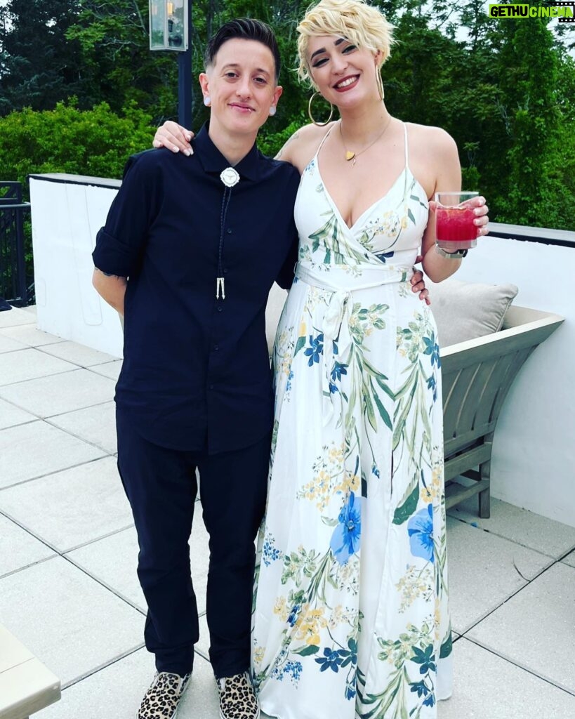 Actress Nora Hewitt HD Instagram Photos and Wallpapers December 2023 ...