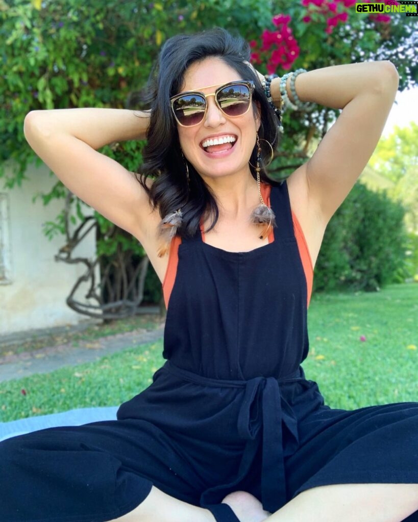 Actress Pilar Holland HD Instagram Photos and Wallpapers November 2020 ...