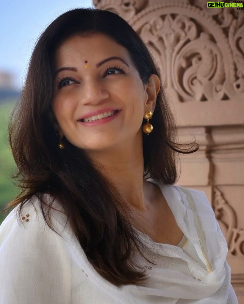 Actress Prachee Shah HD Instagram Photos and Wallpapers June 2024 ...