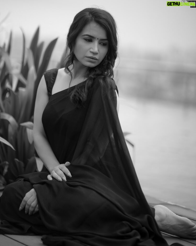 Actress Priya Ahuja HD Instagram Photos and Wallpapers June 2024 ...