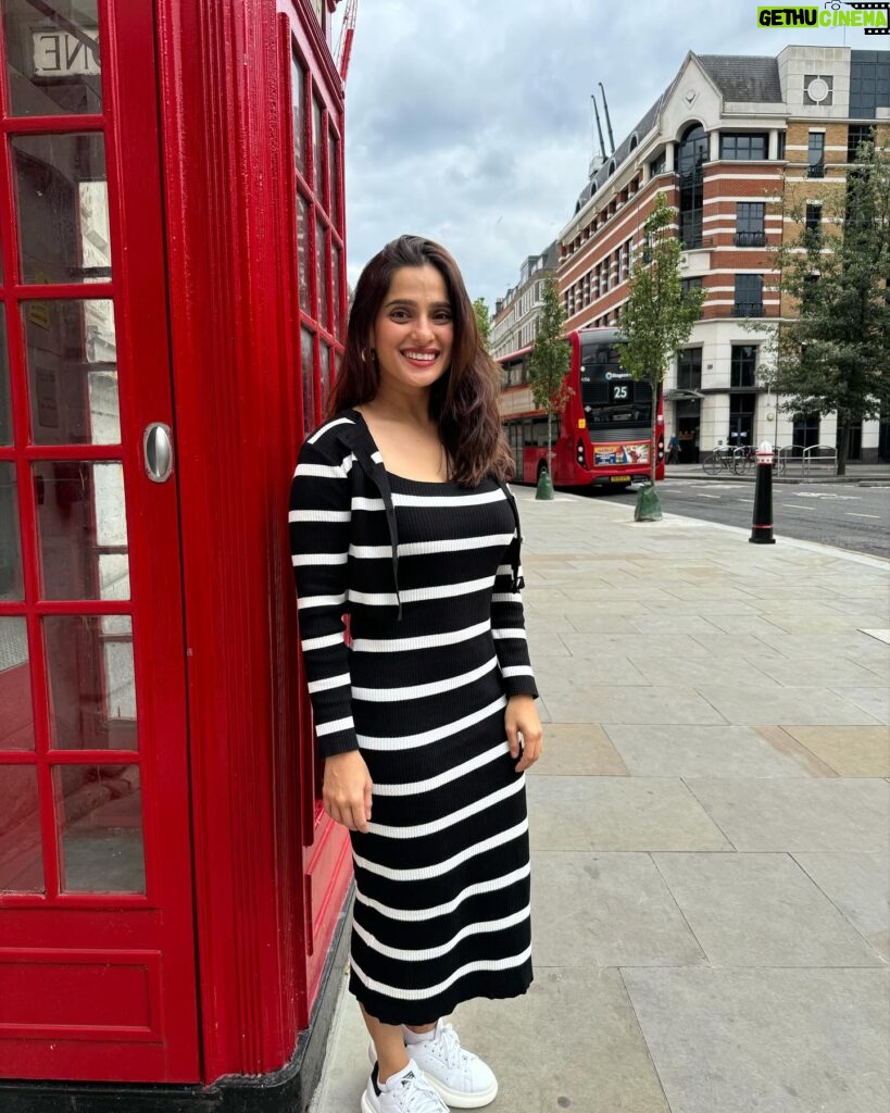 Actress Priya Bapat HD Instagram Photos and Wallpapers July 2024 ...