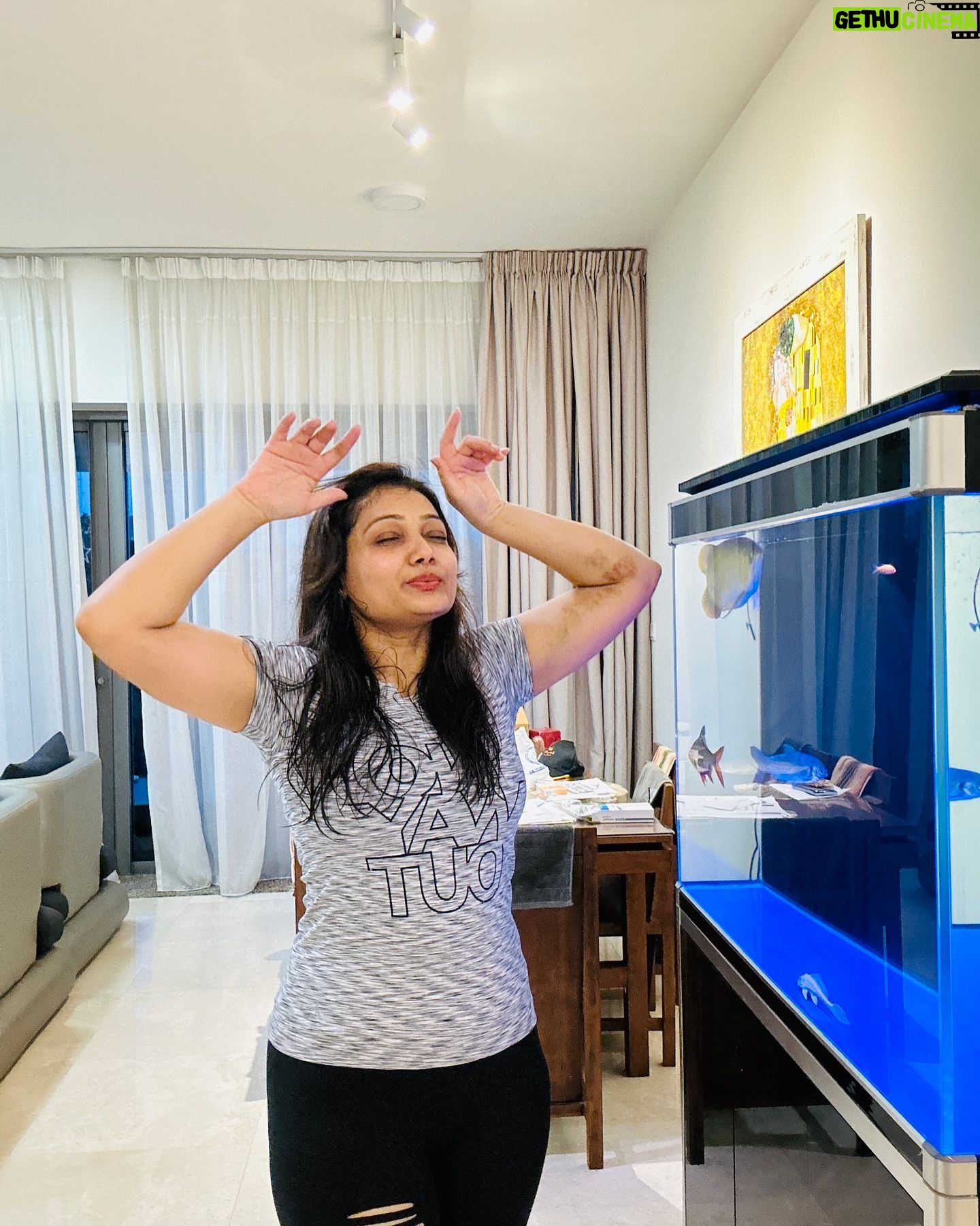 Actress Priyanka Nalkari HD Instagram Photos and Wallpapers July 2024 | Gethu Cinema