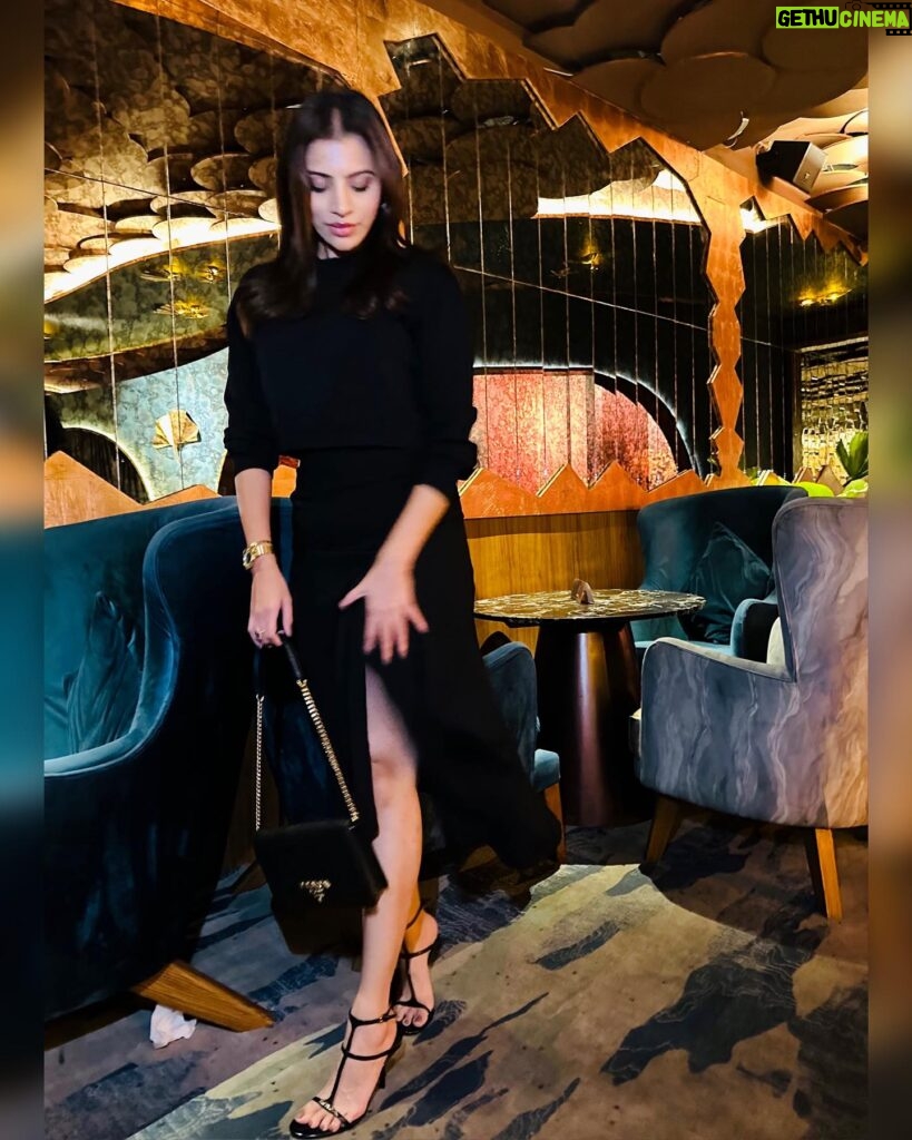 Actress Priyanka Raman HD Instagram Photos and Wallpapers April 2024 ...