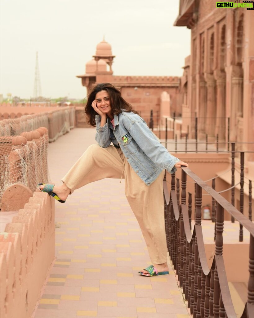 Actress Riddhi Dogra HD Instagram Photos and Wallpapers June 2024 ...