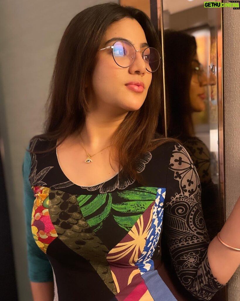 Actress Sai Priya Deva HD Instagram Photos and Wallpapers July 2024 ...