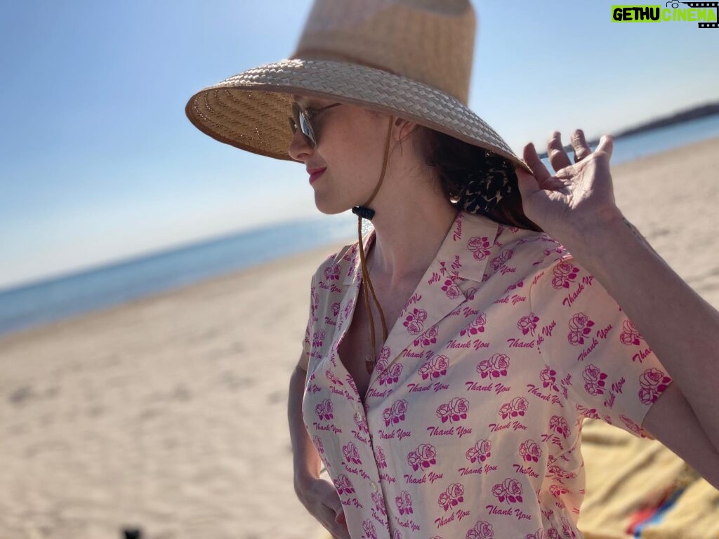 Actress Sarah Power HD Instagram Photos and Wallpapers September 2023 ...