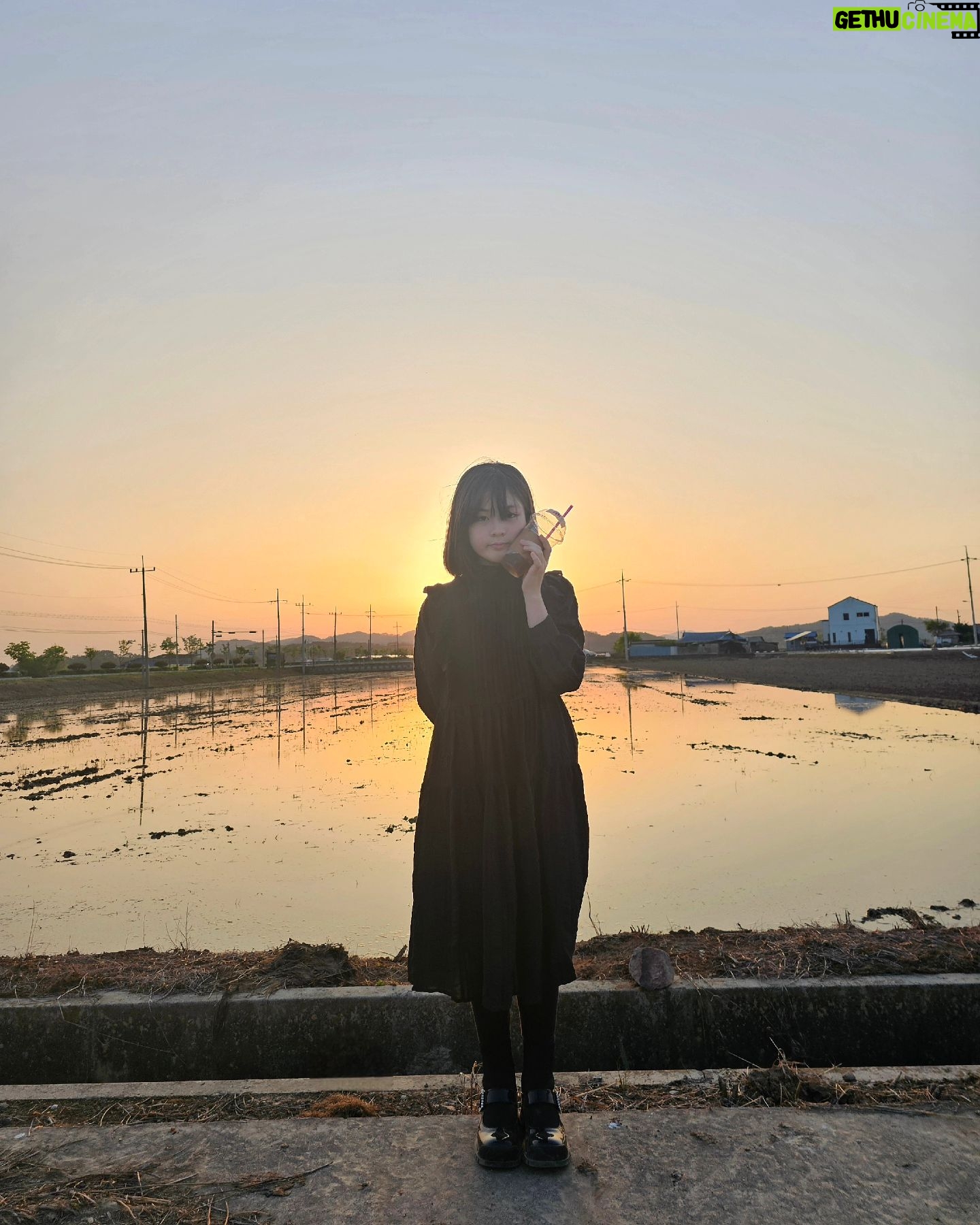 Actress Shim Hye-yeon HD Instagram Photos and Wallpapers May 2024 ...