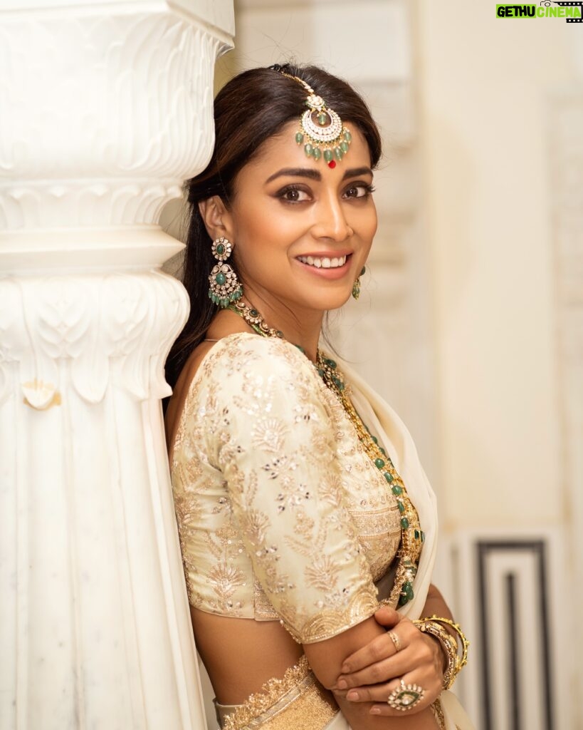 Actress Shriya Saran HD Instagram Photos and Wallpapers June 2024 ...