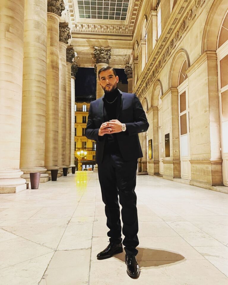 10 Iconic Instagram Photos of Sofiane Zermani