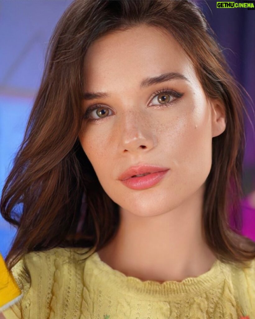 Actress Starling ASMR HD Instagram Photos and Wallpapers April 2023 ...