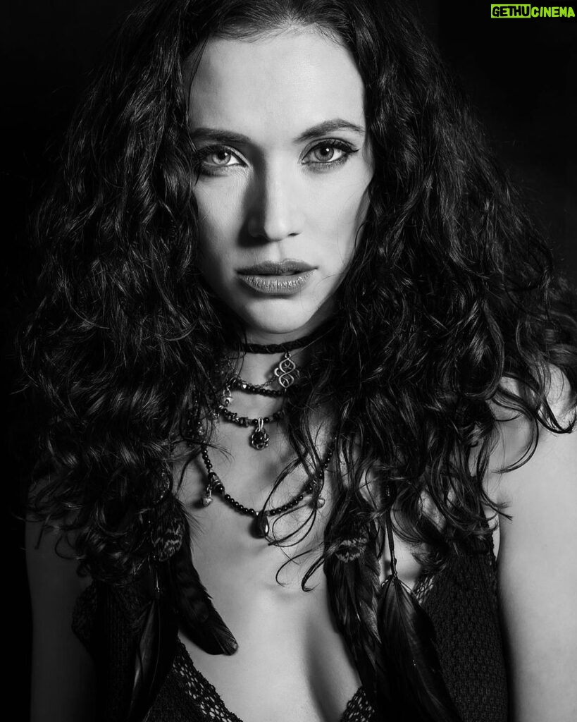 Actress Stephanie Tripp HD Instagram Photos and Wallpapers June 2024 ...