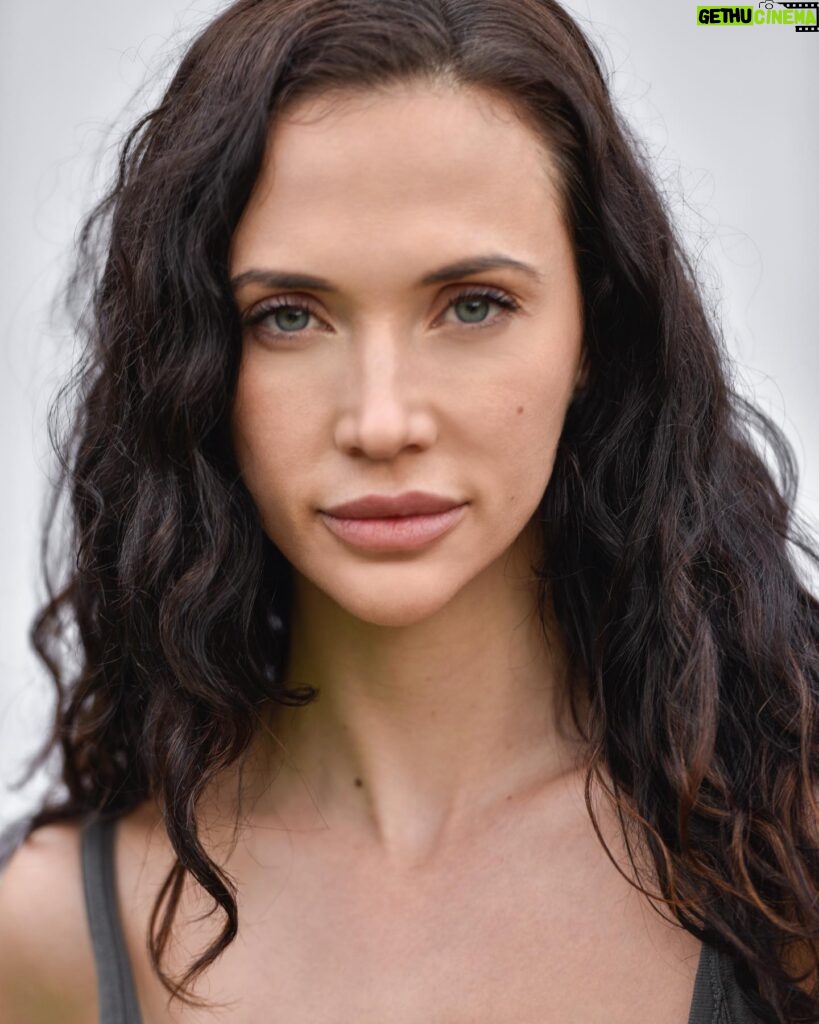 Actress Stephanie Tripp HD Instagram Photos and Wallpapers August 2022 ...