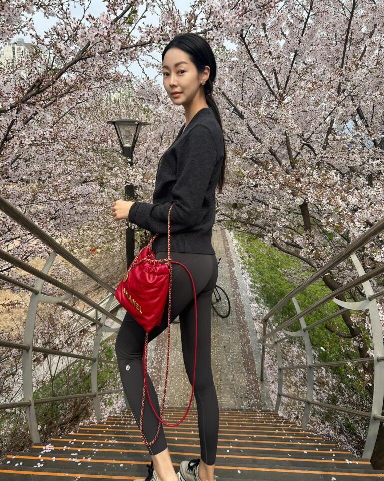 The Most Loved Instagram Photos of Sue Son: Top 10