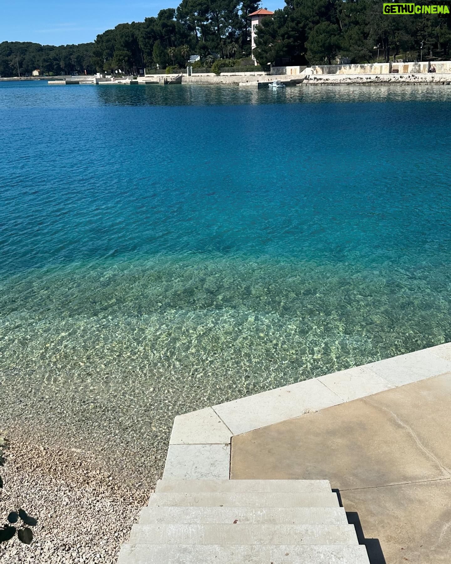 Actress Tiana Upcheva HD Instagram Photos and Wallpapers April 2024 ...