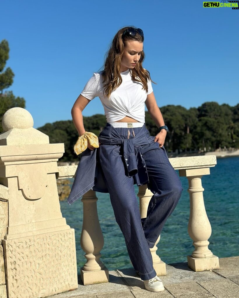 Actress Tiana Upcheva HD Instagram Photos and Wallpapers April 2024 ...