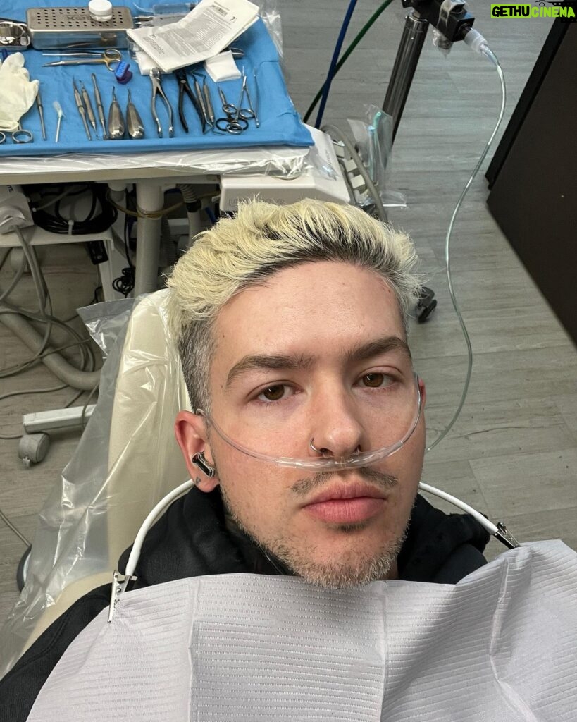 Actor Travis Mills HD Instagram Photos and Wallpapers March 2023 ...