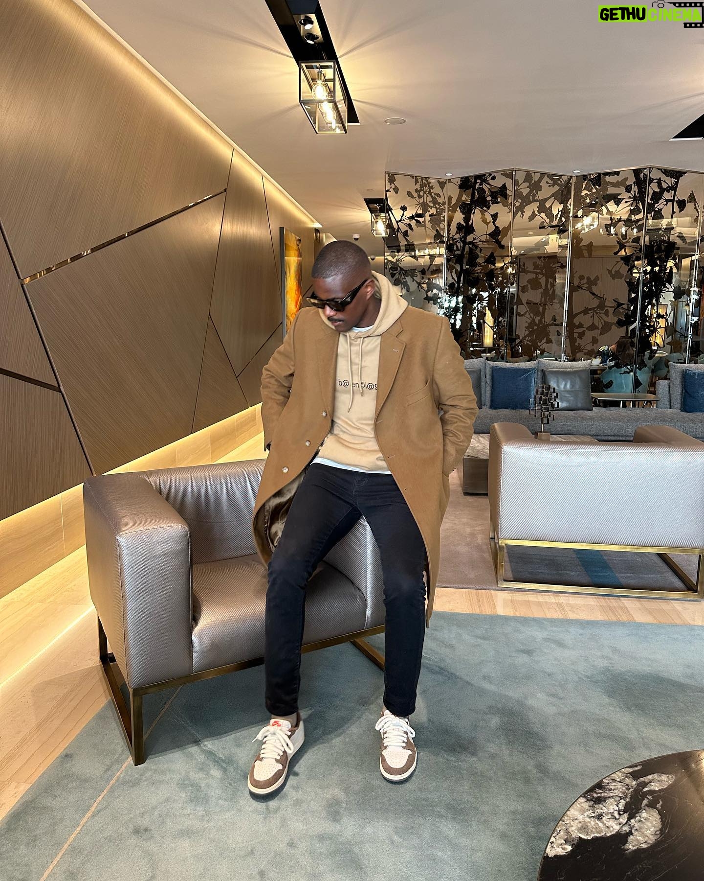 Actor William Carvalho HD Instagram Photos and Wallpapers February 2023 ...