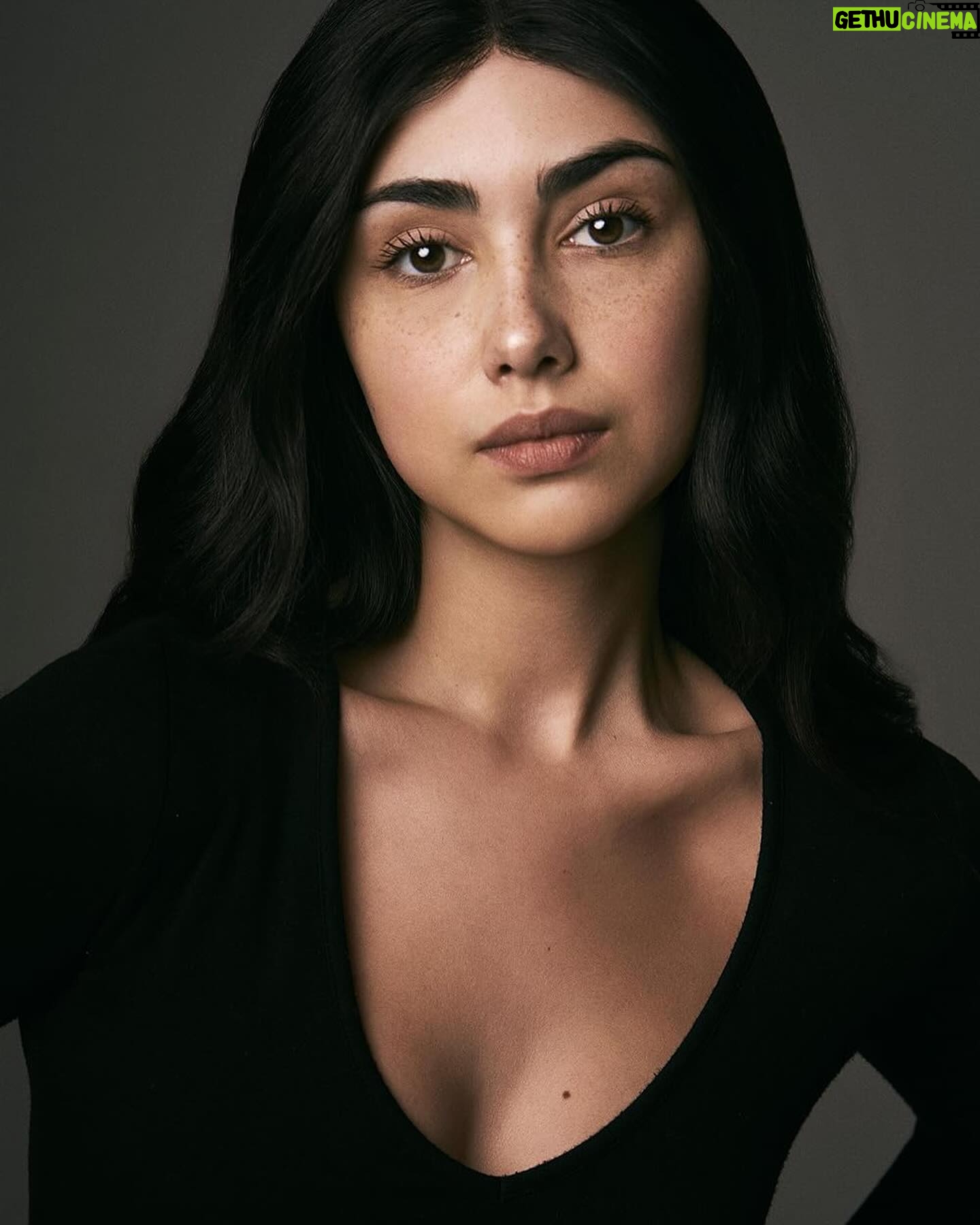 Actress Alexa Mansour HD Instagram Photos and Wallpapers July 2024 ...
